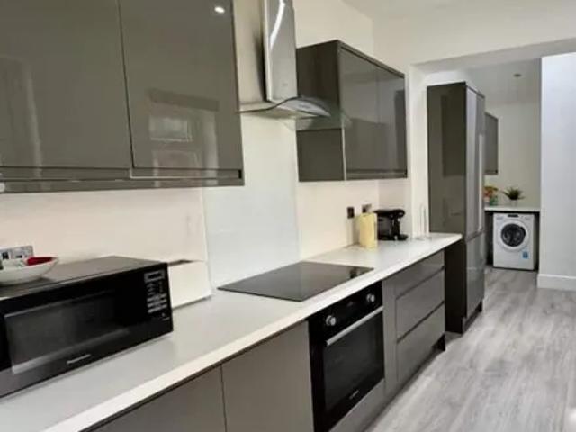 Birmingham, B13 9BH, United Kingdom | 4 bed house for rent #154365820 | Rentberry