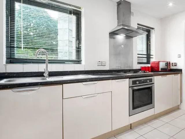 Birmingham, B15 2BD, United Kingdom | 4 bed townhouse for rent #113986743 | Rentberry