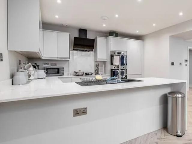 Birmingham, B18 6ES, United Kingdom | 4 bed apartment for rent #165078843 | Rentberry