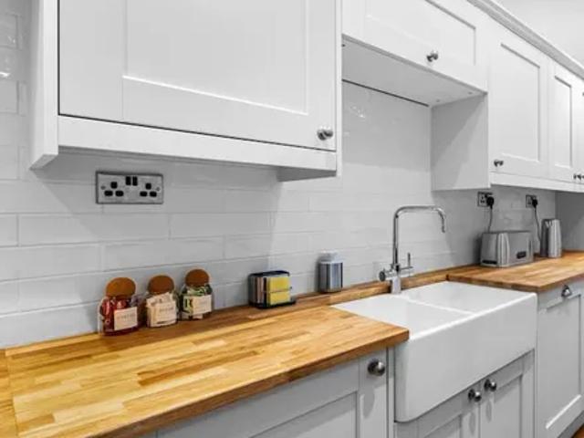 Birmingham, B18 6NR, United Kingdom | 5 bed townhouse for rent #165065754 | Rentberry