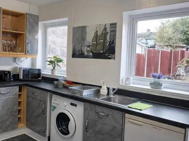 Birmingham, B27 7EU, United Kingdom | 2 bed house for rent #165094671 | Rentberry