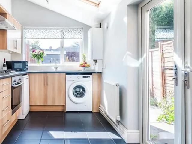 Birmingham, B26 1DA, United Kingdom | 4 bed house for rent #165073871 | Rentberry