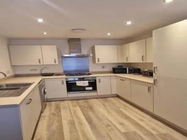 Birmingham, B33 8EN, United Kingdom | 3 bed duplex for rent #160282750 | Rentberry