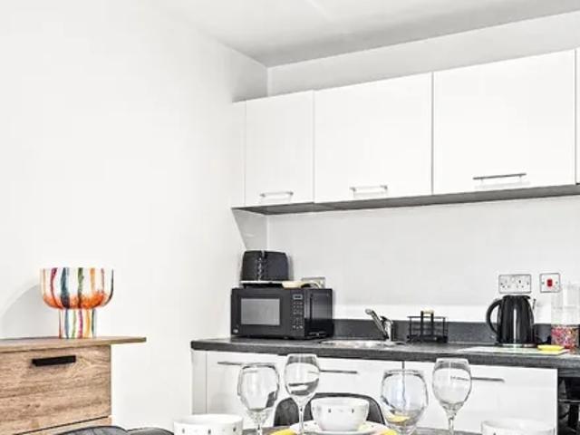 Birmingham, B3 1BJ, United Kingdom | 2 bed apartment for rent #135857762 | Rentberry