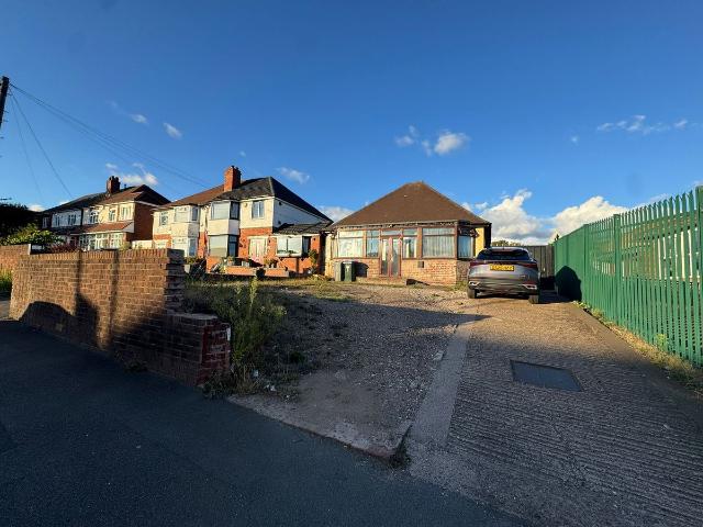 Birmingham Rd, Birmingham B43, Room to rent, £550 pcm | PrimeLocation