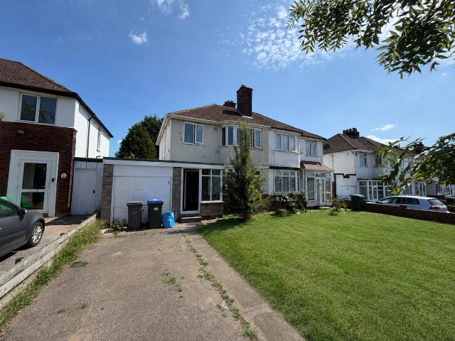 Birmingham Road, Great Barr, Birmingham, West Midlands B43, 3 bed semi detached house to rent, £1,295 pcm | PrimeLocation