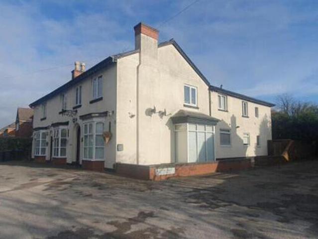Birmingham Road, Oakhurst Grange, 1 Bedroom Flat