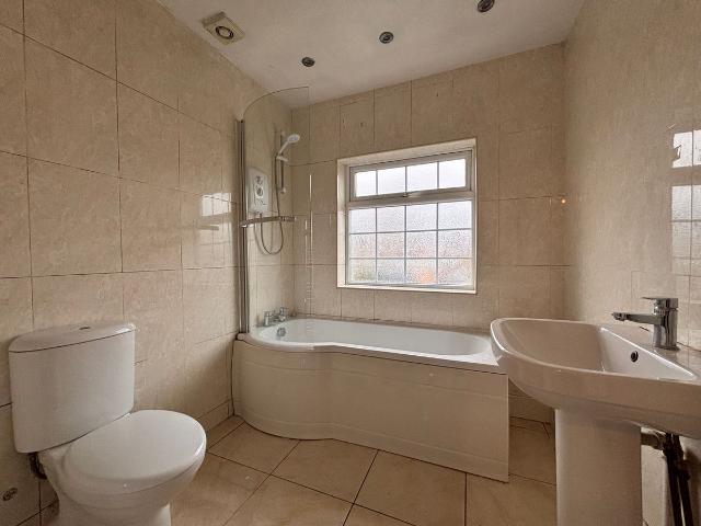 Birmingham Road, Walsall WS5, 3 bed property to rent, £1,350 pcm | PrimeLocation