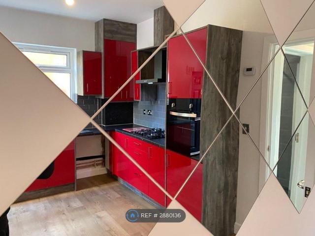 Birmingham Road, Walsall WS5, 1 bed flat to rent, £790 pcm | PrimeLocation