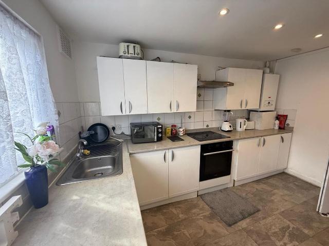 Birnam Road, London N4, Room to rent, £899 pcm | PrimeLocation
