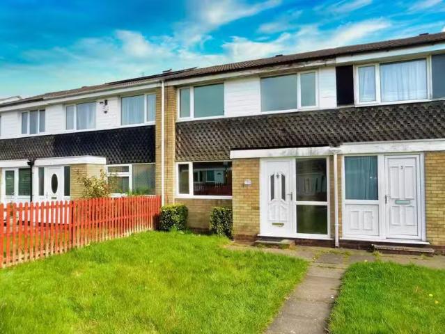 Birstall Way, West Heath B38 3 bed terraced house for sale £.