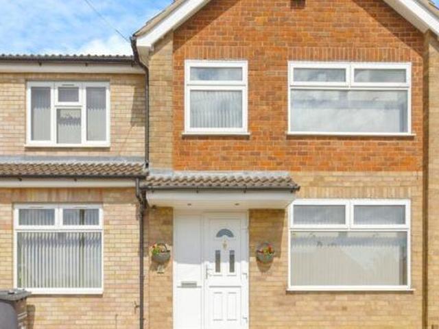 Birstall, Queensgate Drive, Leicester, 5 Bedroom Semi detached
