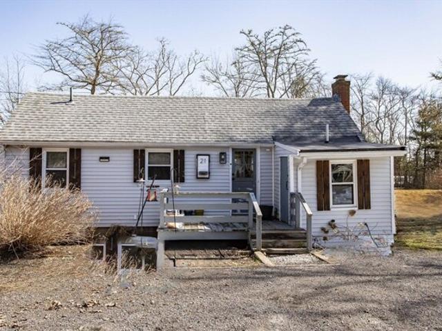 Bisbee, Wareham, Home For Sale
