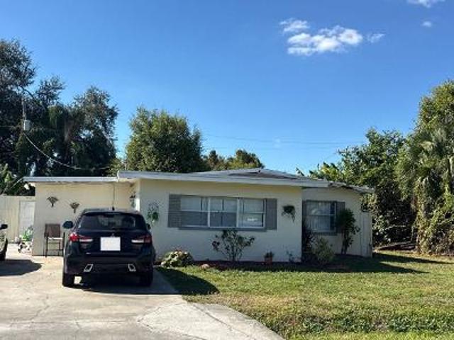 Biscayne Dr