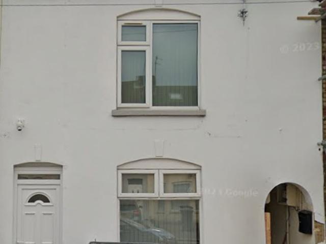 Biscot Road, Luton LU3, Room to rent, £700 pcm | PrimeLocation