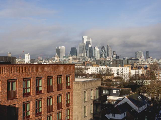Biscuit Walk, London SE16, 3 bed flat to rent, £5,926 pcm | PrimeLocation