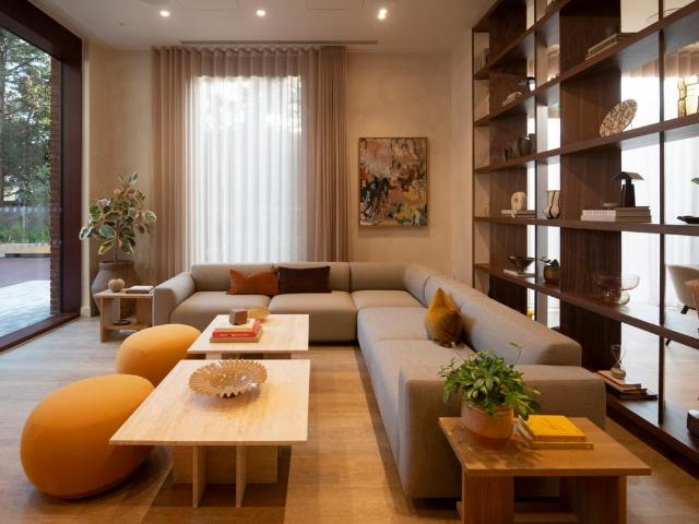 Biscuit Walk, London SE16 Studio to rent £2,635 pcm £608 pw