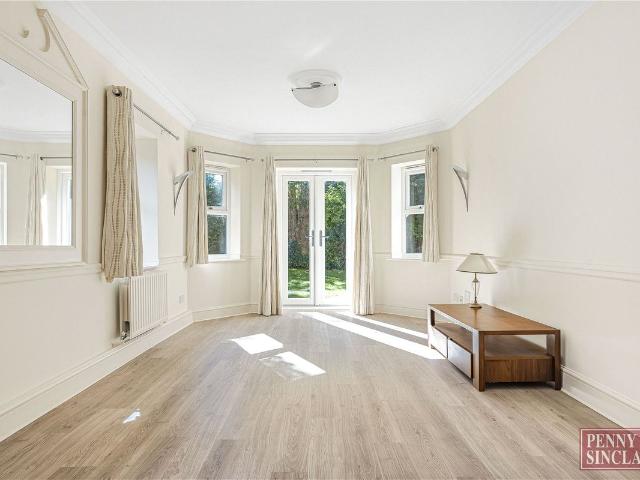Bishop Kirk Place, North Oxford OX2, 2 bed flat to rent, £2,100 pcm | PrimeLocation