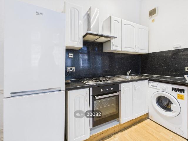 Bishop Lane, Hull HU1, 1 bed flat to rent, £575 pcm | PrimeLocation
