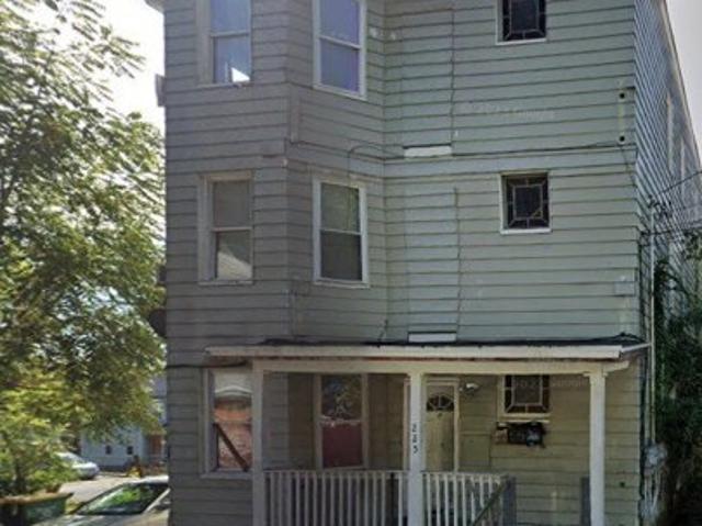 Bishop St, Waterbury, Home For Sale