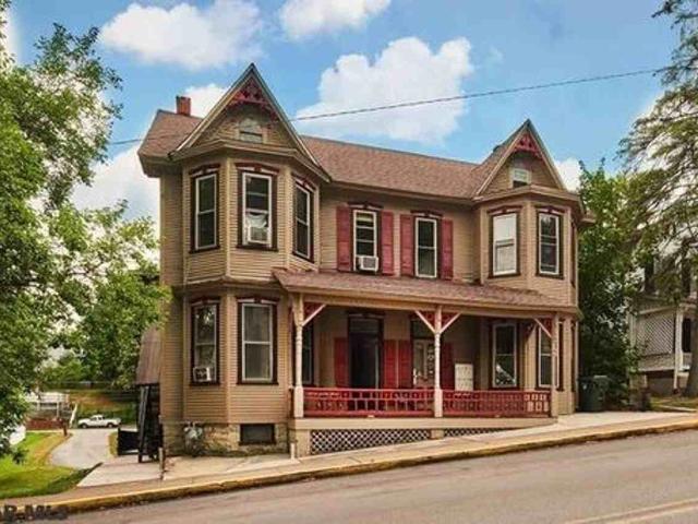 BISHOP STREET EAST 311/313 2 Bedroom Apartment for Rent at 311 E Bishop St, Bellefonte, PA 16823