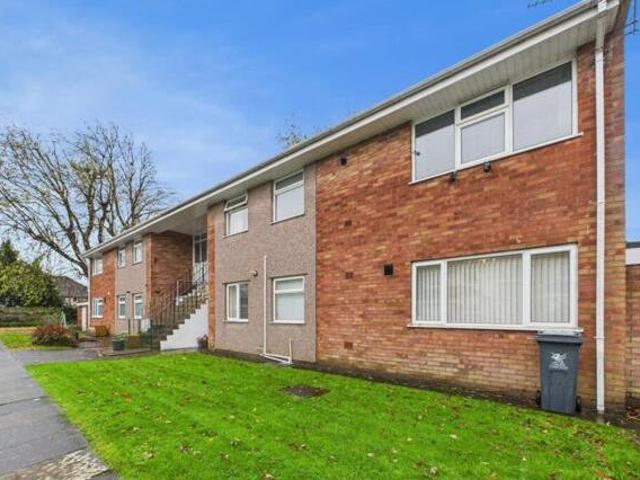 Bishops Close, Whitchurch, 3 Bedroom Ground