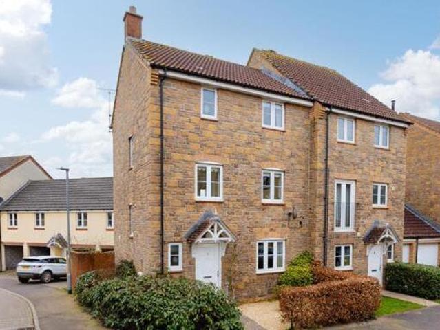 Bishops Drive, Copplestone, 4 Bedroom Semi detached