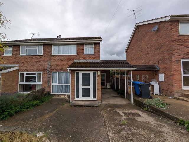 Bishops Drive, Kettering NN15, 3 bed semi detached house to rent, £1,050 pcm | PrimeLocation