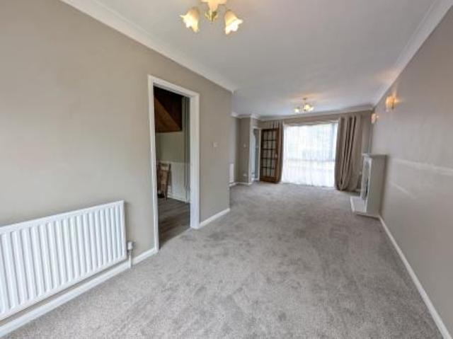 Bishops Drive, Kettering, NN15