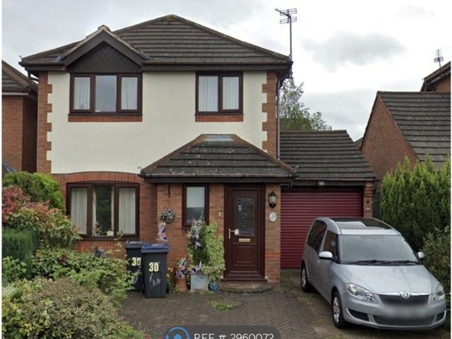 Bishops Gate, Birmingham B31, 3 bed detached house to rent, £1,395 pcm | PrimeLocation