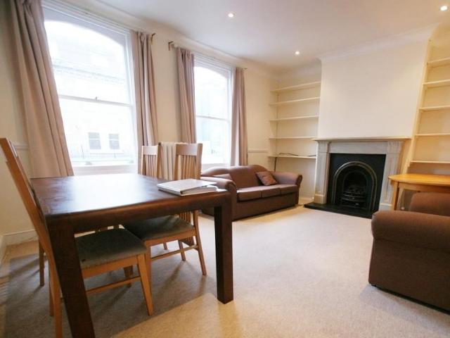 Bishops Road, Fulham SW6, 4 bed flat to rent, £4,950 pcm | PrimeLocation
