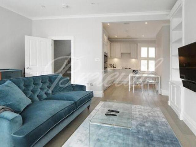 Bishops Road, London, 3 Bedroom Apartment