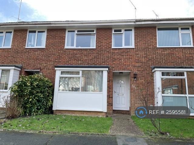 Bishops Wood, Woking, GU21 3 bed terraced house to rent £1,850 pcm £427 pw