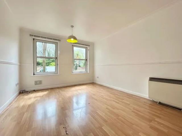 Bishopstoke Road, Eastleigh