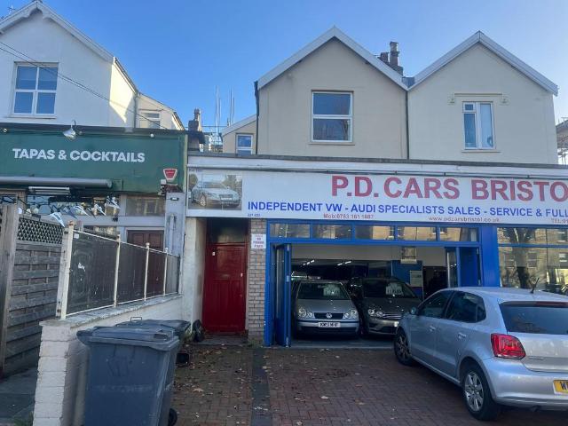 Bishopston, Bristol BS7 5 bed flat to rent £3,800 pcm £877 pw