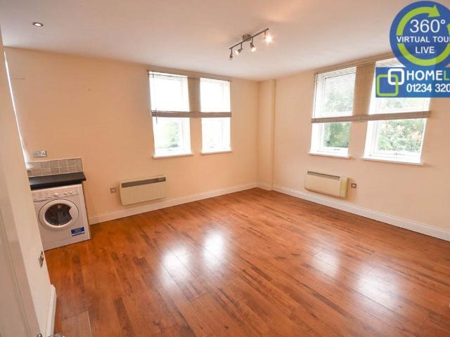 Bishopstone House, Bedford MK40, 1 bed flat to rent, £975 pcm | PrimeLocation