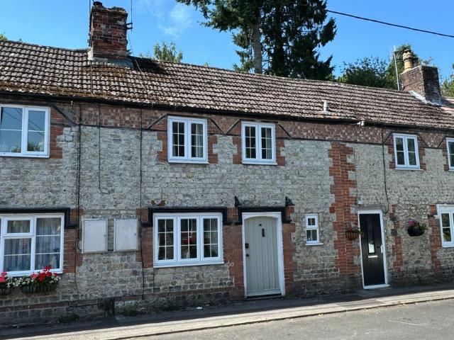 Bishopstrow, Warminster, Wiltshire, England BA12, 2 bed terraced house to rent, £1,200 pcm | PrimeLocation