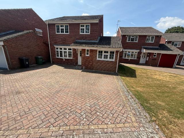 Bittern Avenue, Abbeydale GL4, 4 bed property to rent, £1,400 pcm | PrimeLocation