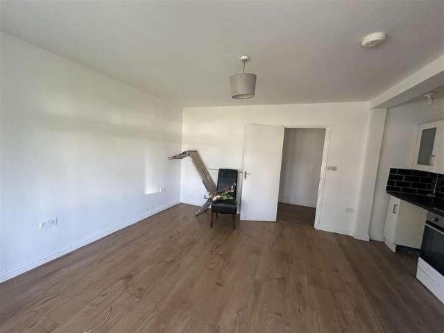 Bittern Road West, Available Now, Southampton, SO18