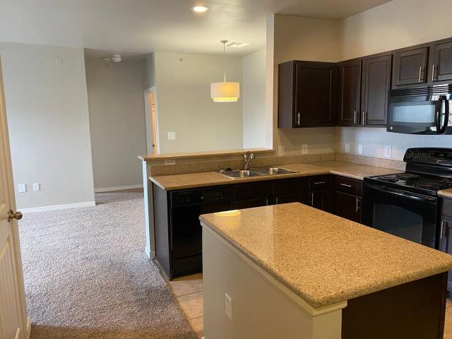 Bixby's luxury apartment 2 Bedroom Apartment for Rent at 14681 S 82nd East Ave, Bixby, OK 74008