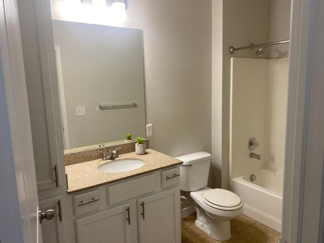 Bixby's luxury apartment 2 Bedroom Apartment for Rent at 14681 S 82nd East Ave, Bixby, OK 74008