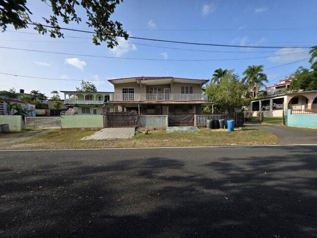 Bo Arenalejos Carr Km Hm #,arecibo, Home For Sale