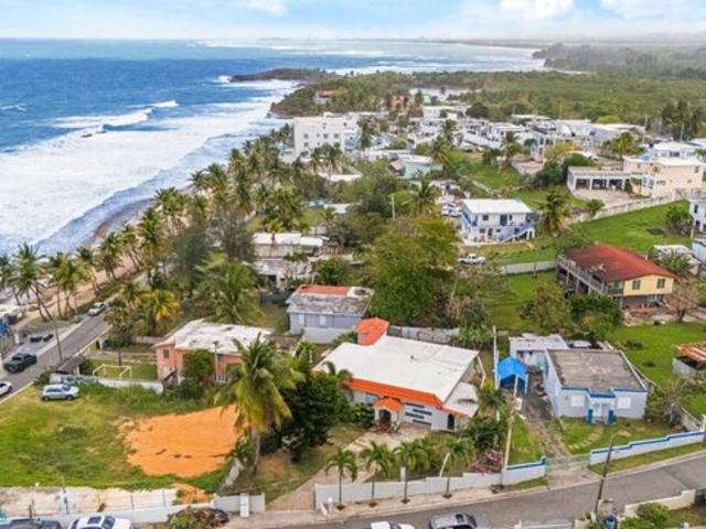 Bo Mameyal Callle Kennedy Lot,dorado, Home For Sale