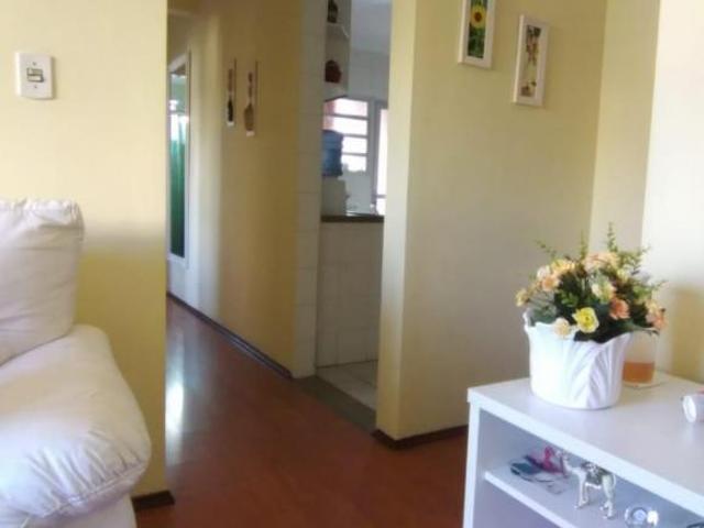 Bom apto 2 dorm.1vaga mobiliado com lazer na Mooca