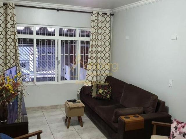 Bom imóvel, bem conservado / 3 quartos / sala / 2 banheiros / 2 vagas