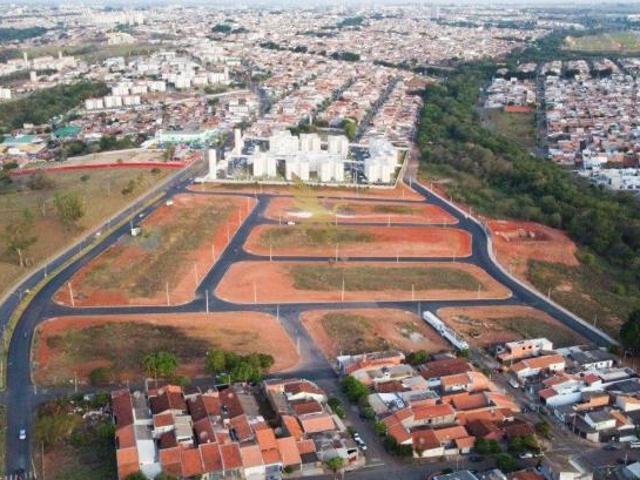 Bom Jardim Residencial: lotes de 175m² a 396m² em opções comerciais e residencia