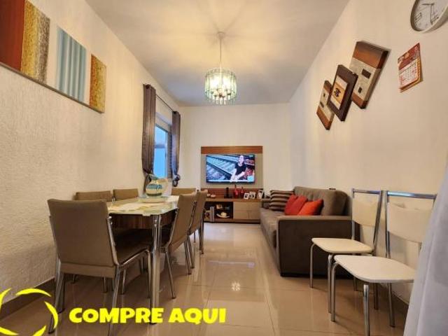 Bom Retiro | Prédio de 3 Andares | 2 Quartos | 2 Quintal | 90 m²| SP