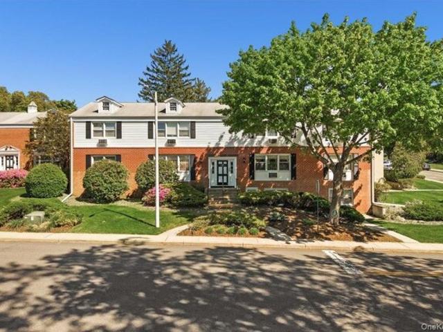 Bon Aire Cir Apt,suffern, Property For Sale