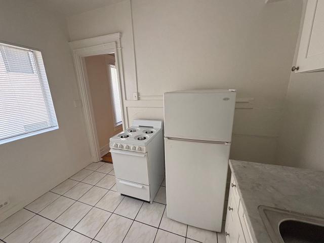 BONAIR Studio Apartment for Rent at 2002 W Sunset Blvd, Los Angeles, CA 90026 Greater Echo Park Elysian