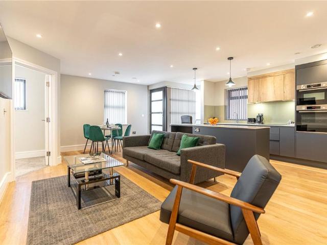 Bond House, Oxford Road, Reading, RG1 2 bed apartment to rent £4,350 pcm £1,004 pw